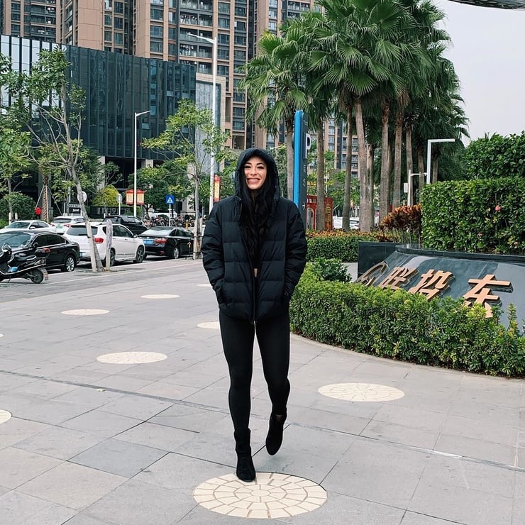 Danielle Robertson Pictures. Hotness Rating = Unrated